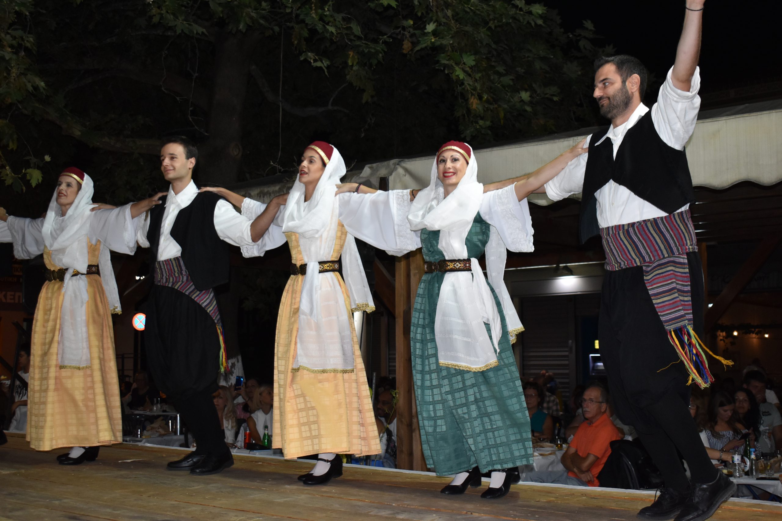 Πραγματοποιήθηκε το 5ο Φεστιβάλ Παράδοσης στην Κοινότητα Μακρακώμης ...